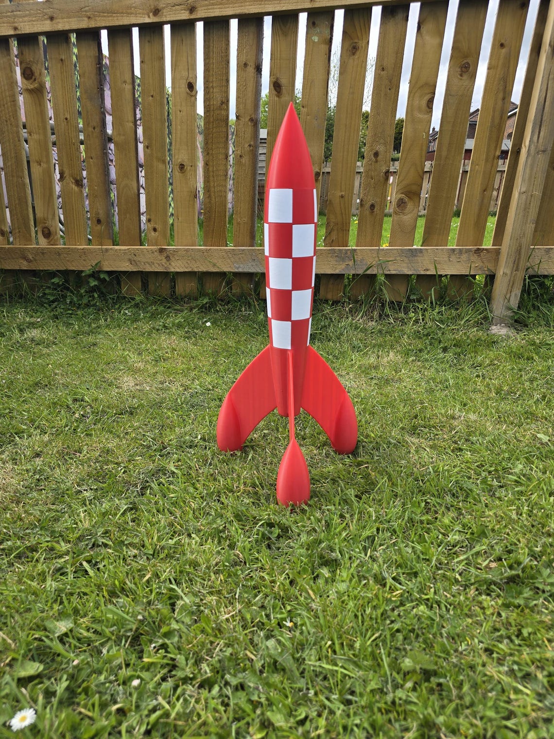 Tintin Moon Rocket Model – Destination Moon – Collectible Red & White ...