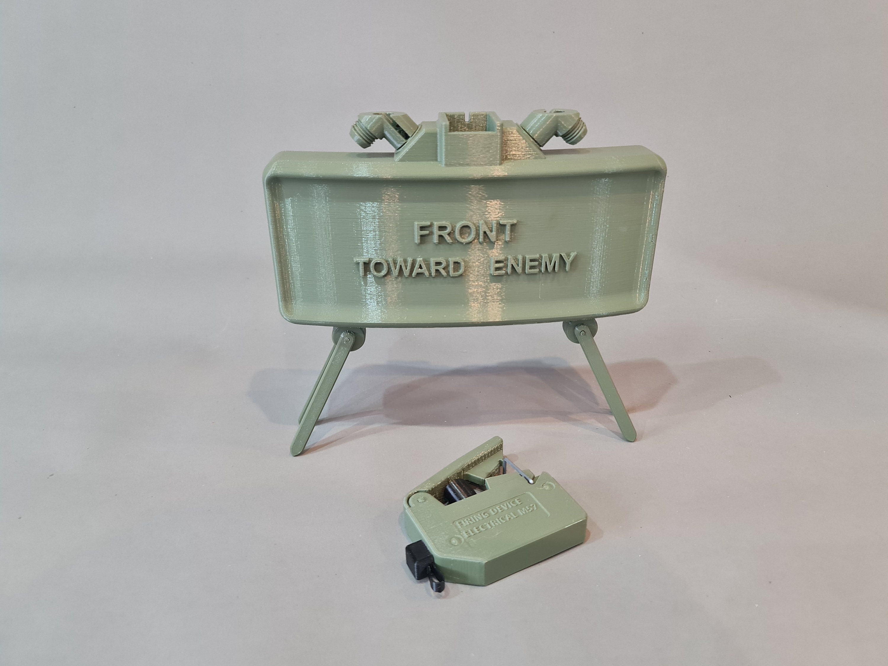 Claymore Mine Replica