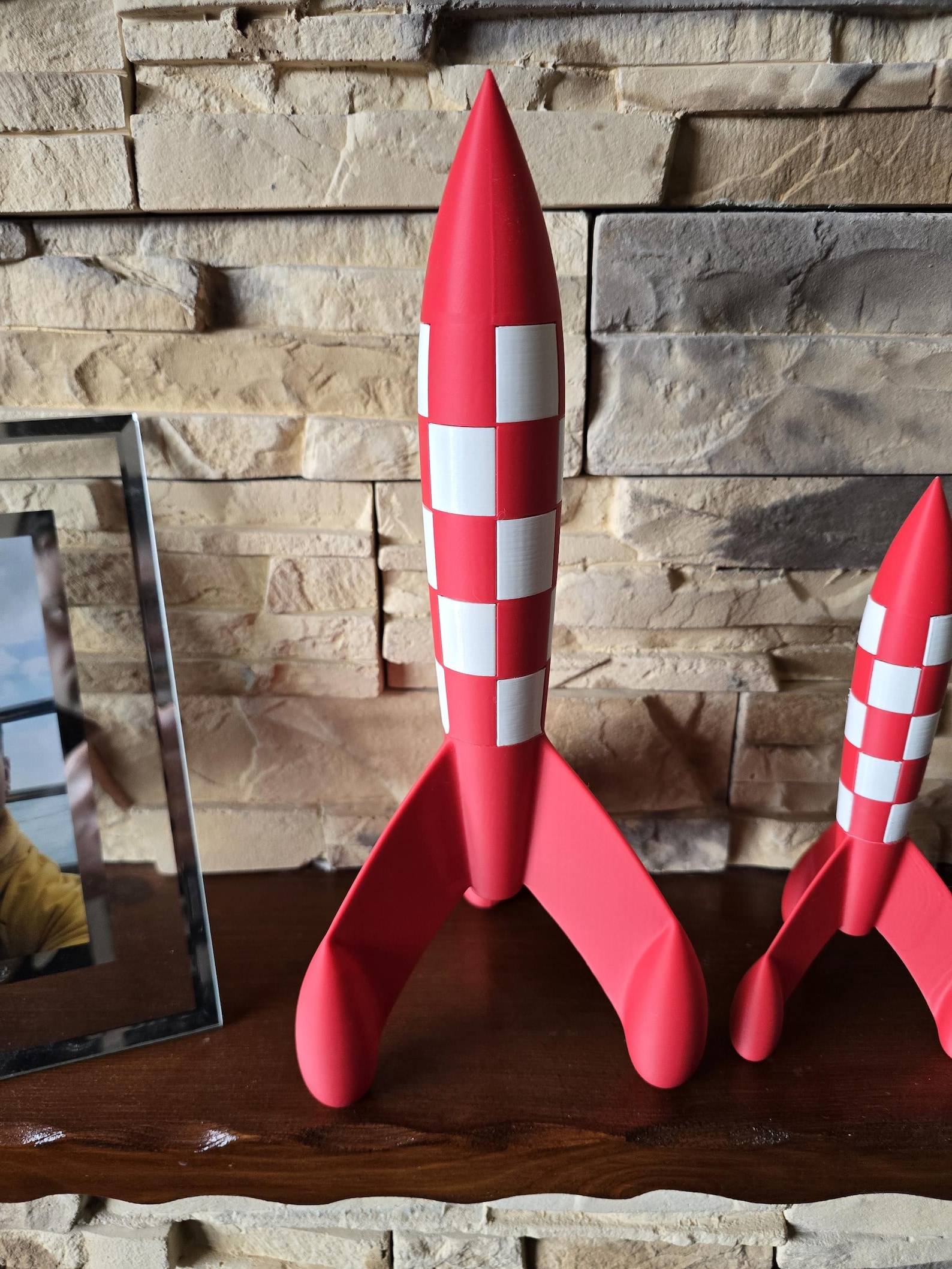 Tintin Moon Rocket Model – Destination Moon – Collectible Red & White ...