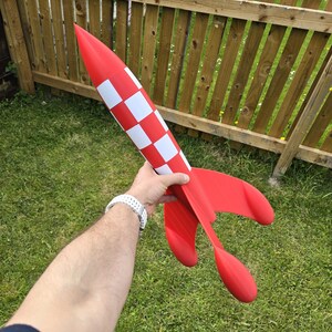 Tintin Moon Rocket Model – Destination Moon – Collectible Red & White ...