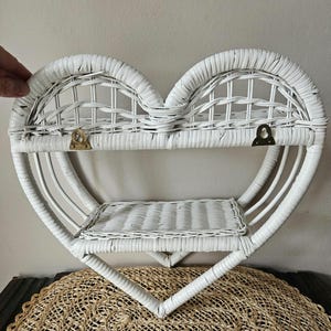 Vintage White Wicker Heart Shaped Shelf for Trinkets Knick Knacks Decor ...