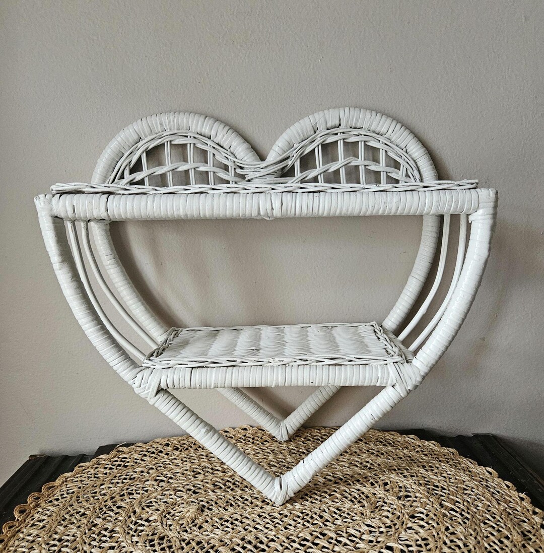 Vintage White Wicker Heart Shaped Shelf for Trinkets Knick Knacks Decor ...