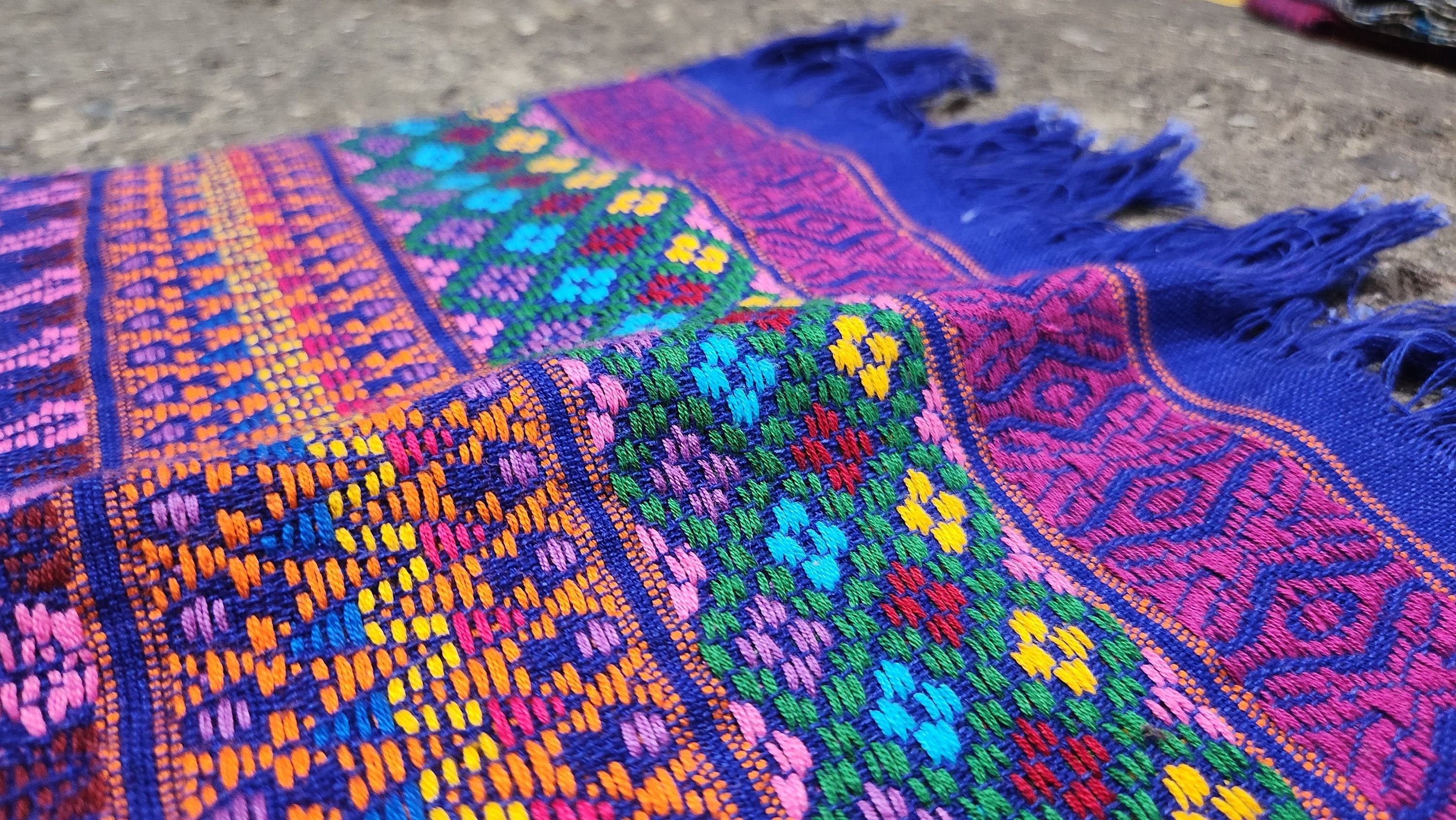 Beautiful Handcrafted Guatemalan Table Runner Dining Room Decor Amazing ...