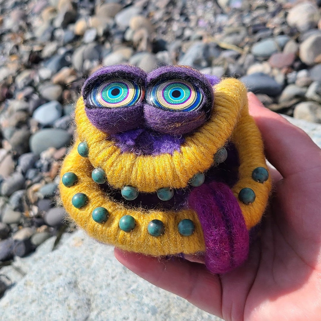 MURPHY Monster Box Travel Buddy Dice Mimic Ring Dish Crystal Rock ...