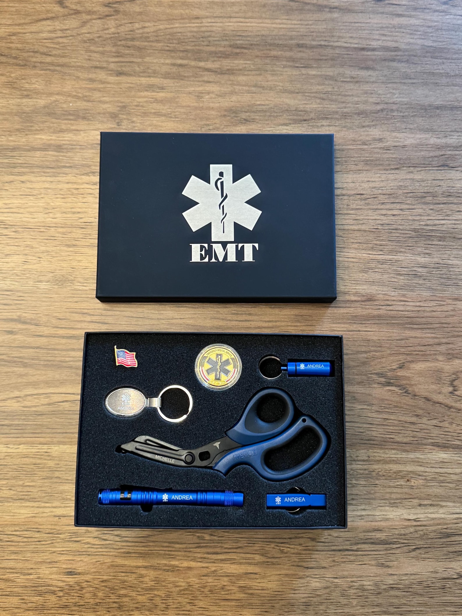 Engravable EMT Gift Box: Trauma Scissors, Pen Light & More - Etsy