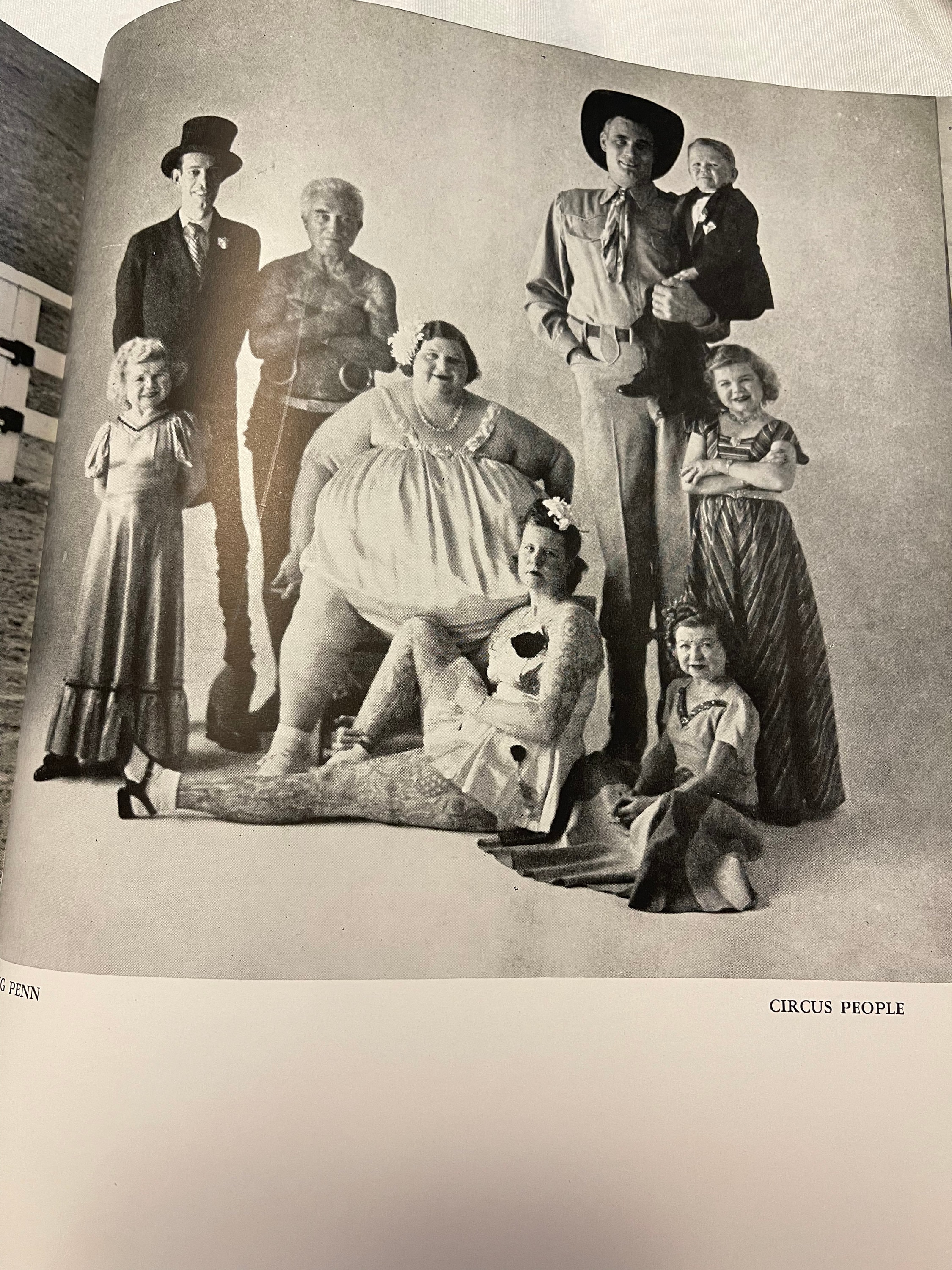 US Cameraman 1947 History and Photographic Book During Some Tumultuous ...