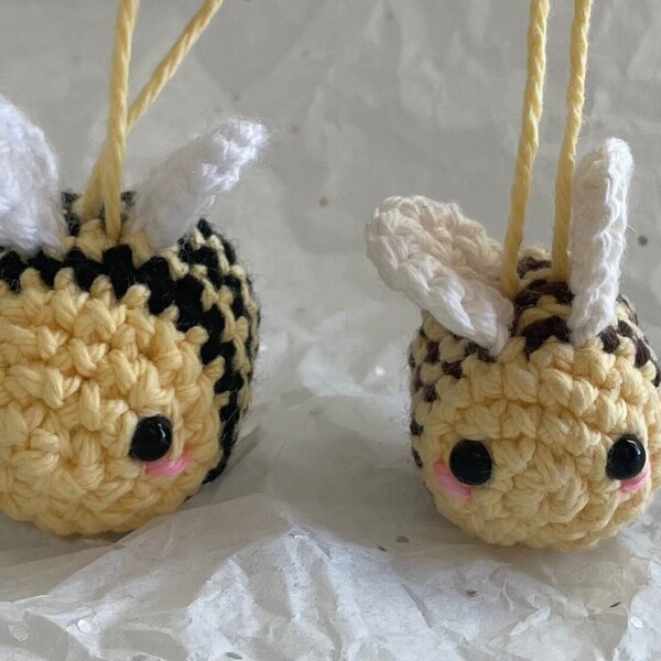 Crochet Bee Keychain - Etsy