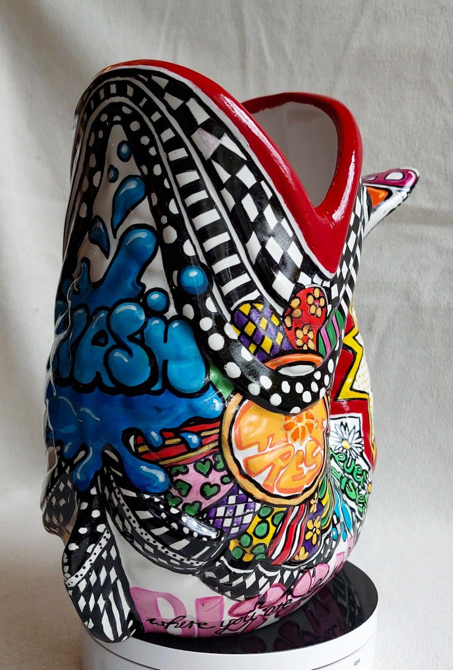 Fish Vase Pop Art Designer Vase Hand-painted Comic Design Fish Shape ...
