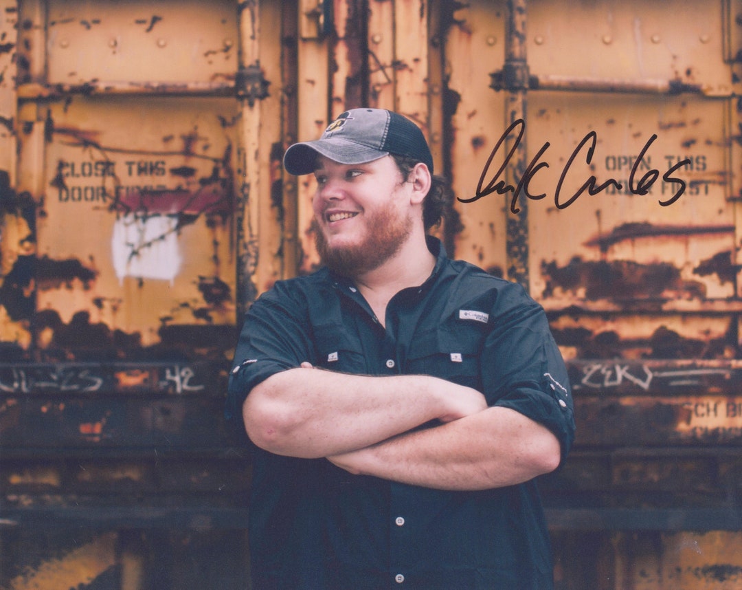 Signed LUKE COMBS Autographed Photo W COA - Etsy