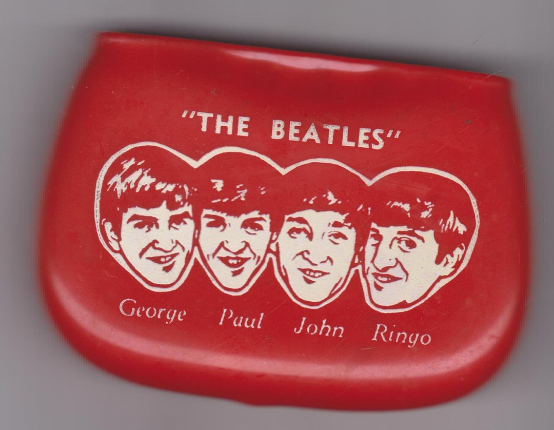Vintage 1964 the BEATLES Red Squeeze COIN PURSE George Paul John Ringo ...