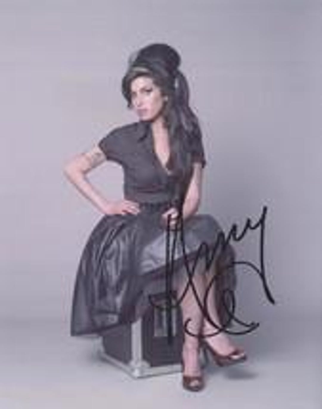 Rare Signed AMY WINEHOUSE Autographed W/ COA - Etsy