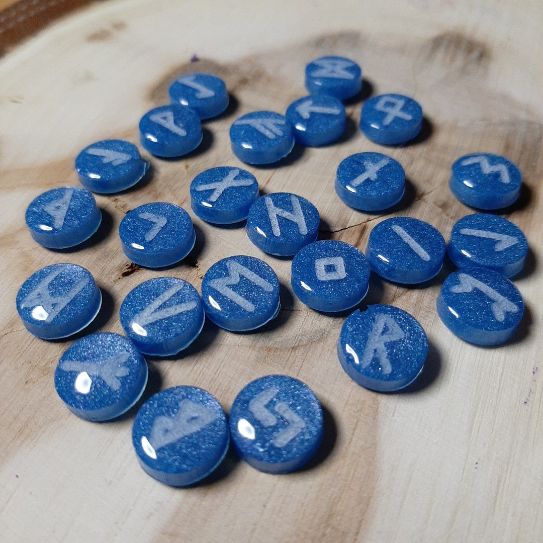 Tiny Mini Small Elder Futhark Rune Set With Cheatsheet Divination Norse ...