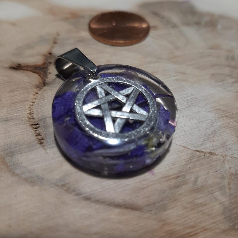 Resin Pentacle Necklace – Pagan Pentagram Pendant With Botanicals and ...