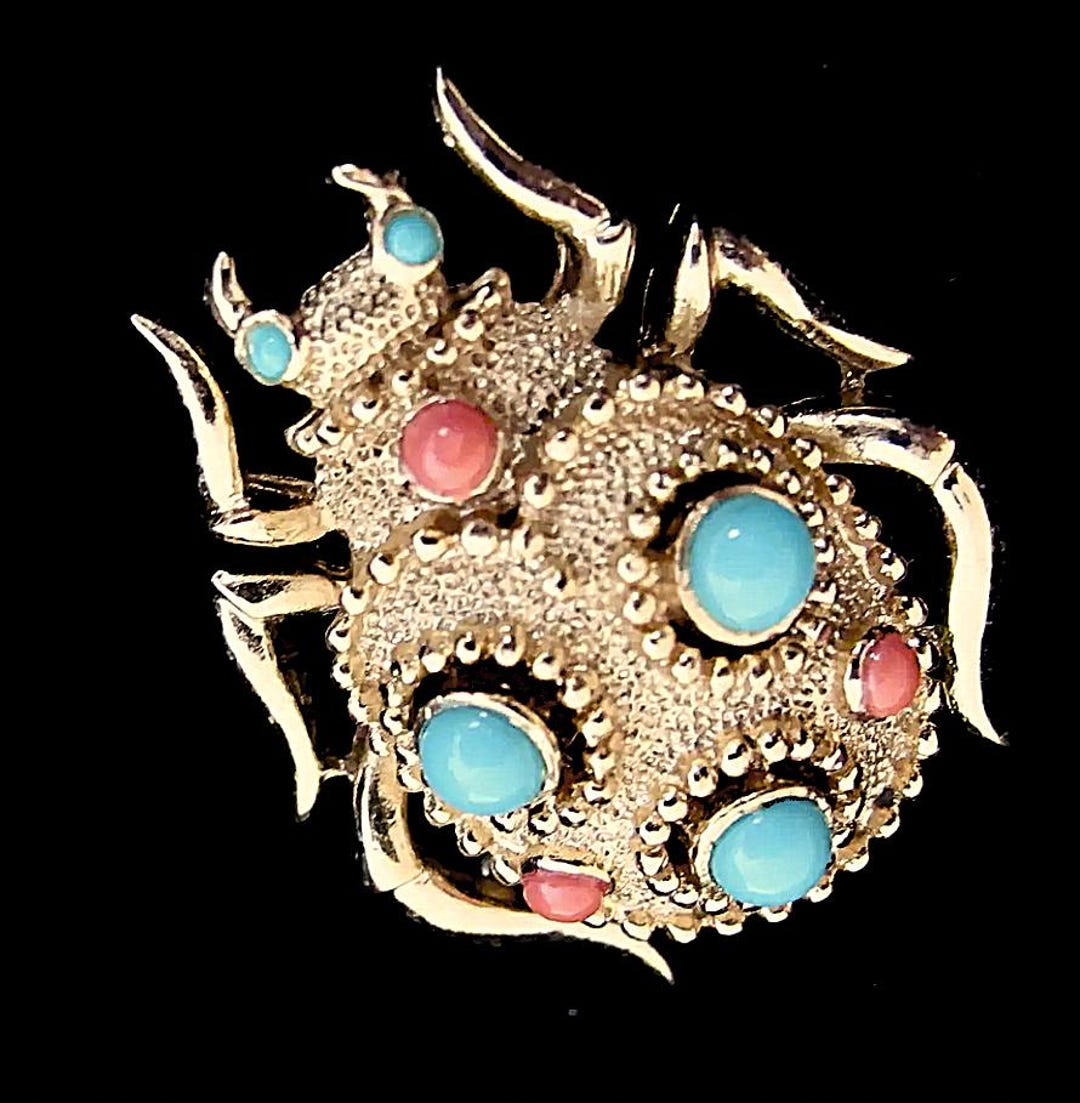 Vintage Trifari Ladybug Brooch Pin Insect Bug: Gold-plated Faux ...