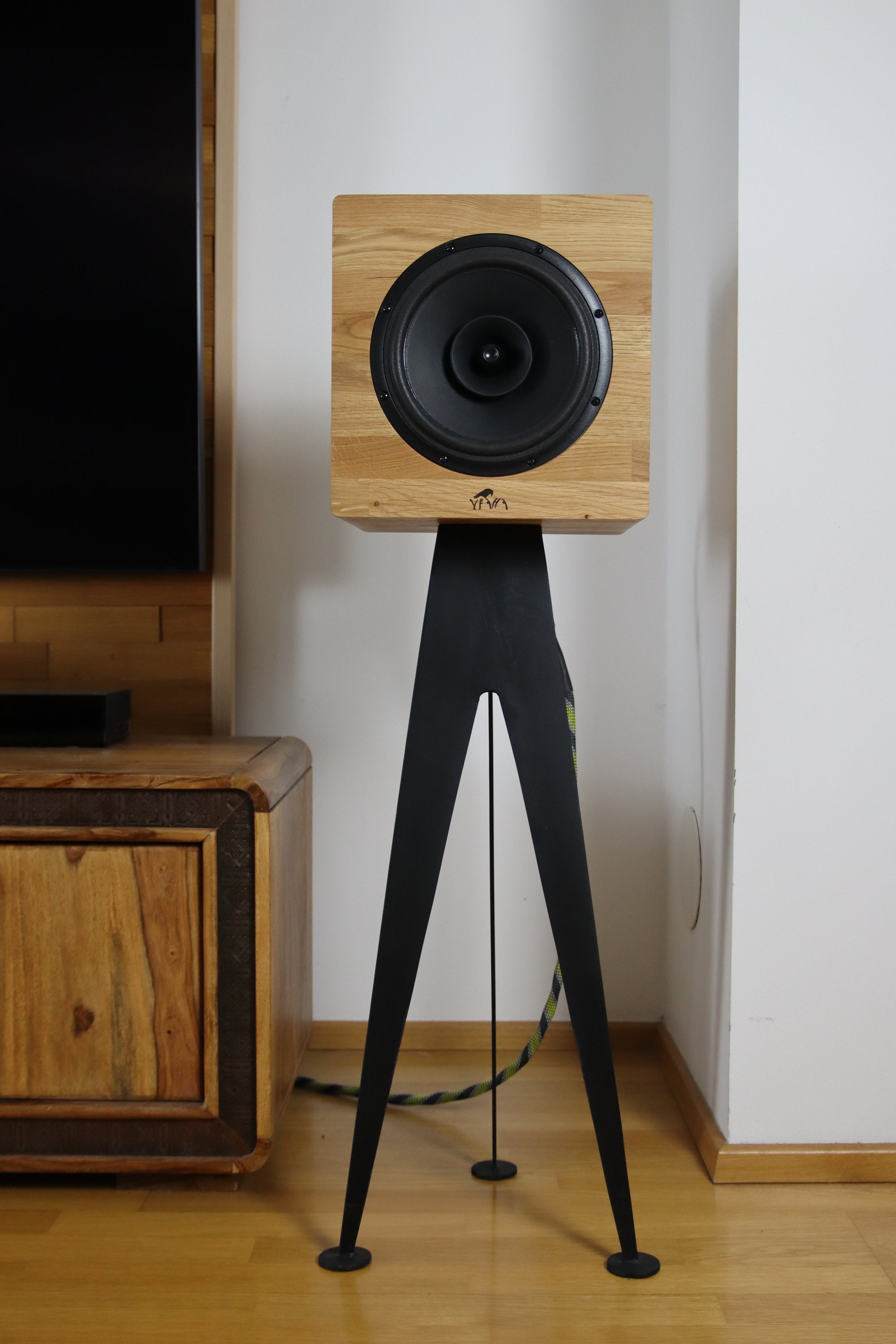 VRANA Audio Saloon Cube Speakers - Etsy