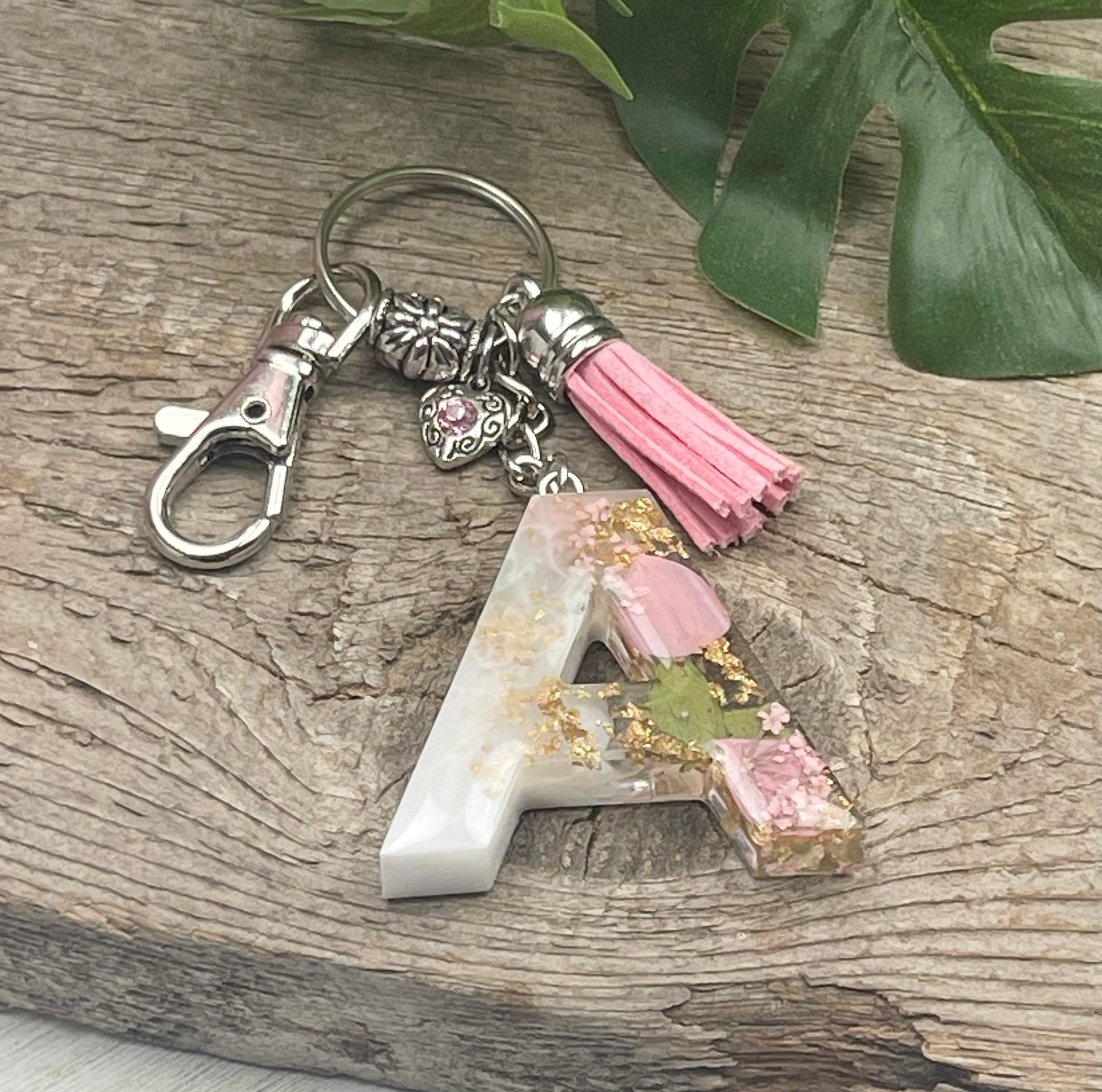 Pink Flower Resin Letter Keychain, Keychains, Custom Flower Resin ...