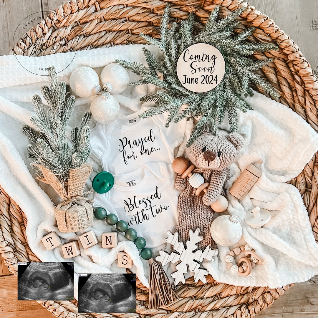 Twin Baby Announcement, Christmas Twin Pregnancy Announcement, Twins ...