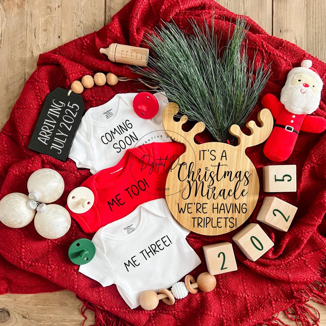 Christmas Triplets Pregnancy Announcement: Social Media Reveal (digital ...