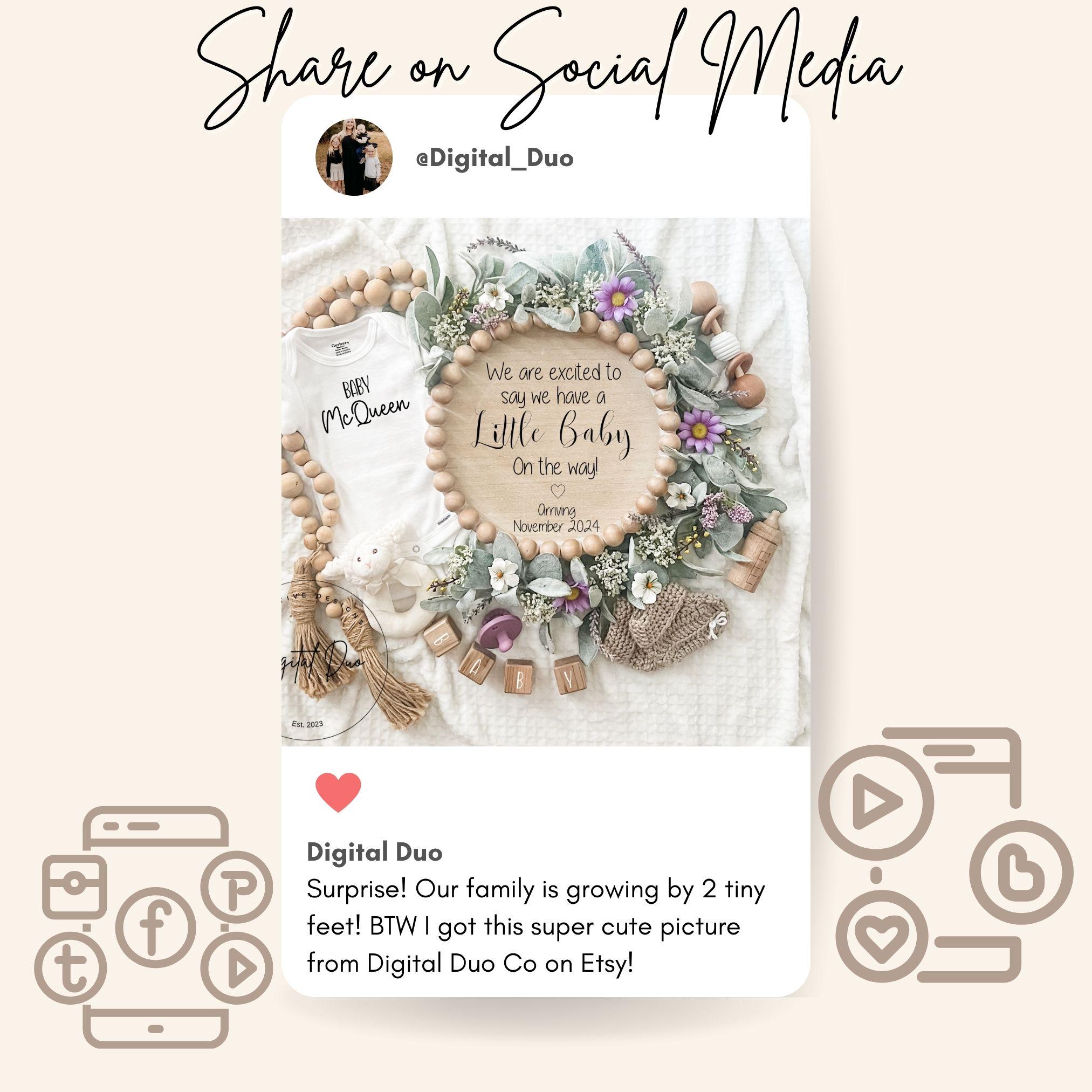 Christmas Triplets Pregnancy Announcement: Social Media Reveal (digital ...