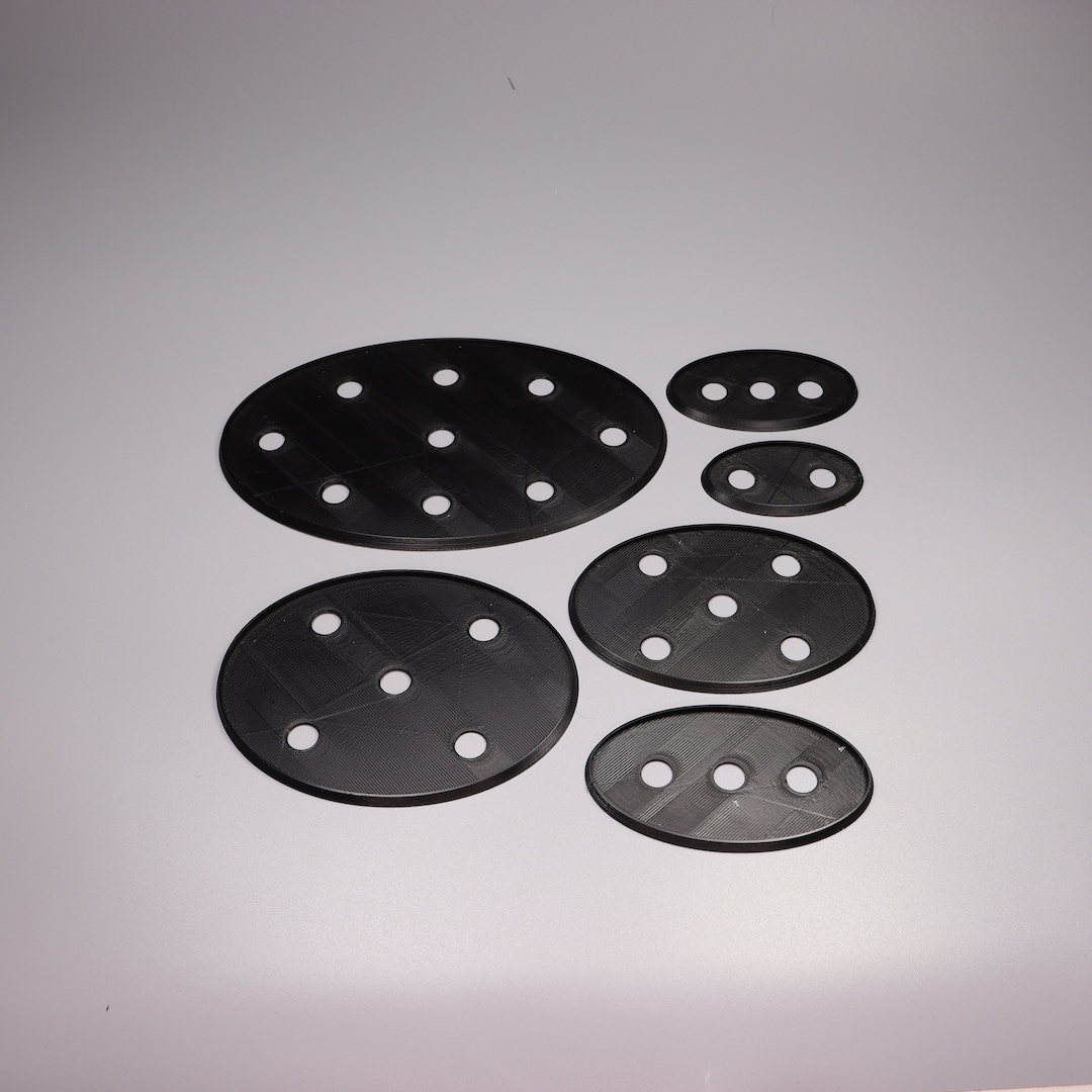 Oval Hollow Magnetic Wargaming Bases Warhammer Bases Dungeons and ...