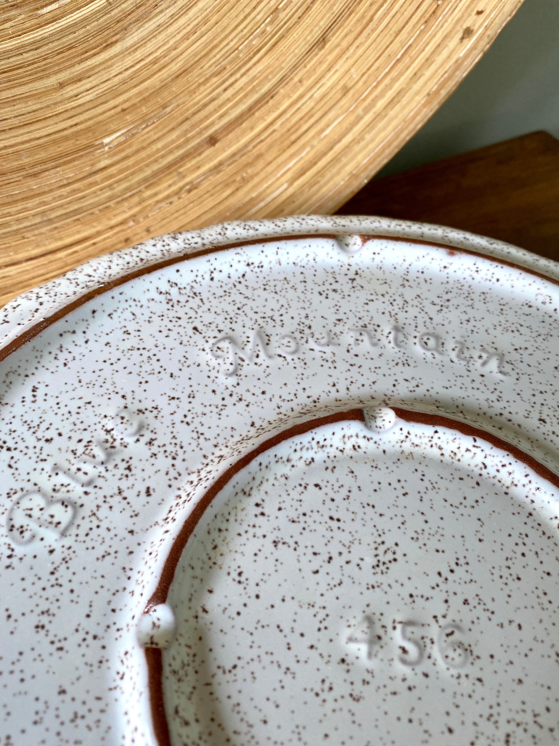 Blue Mountain Pottery Large Cream & Brown Speckled Deep Round Tart Pie ...