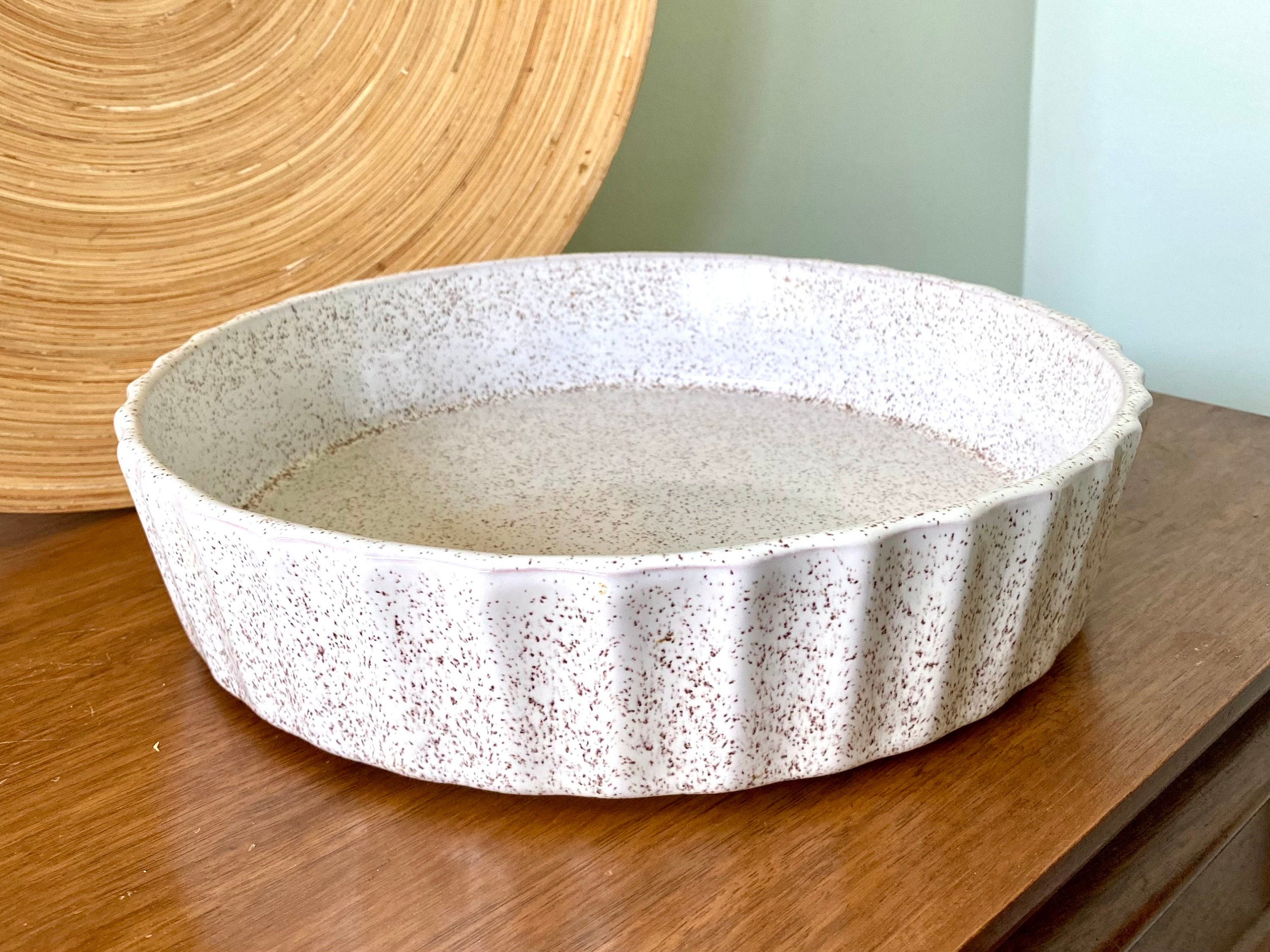 Blue Mountain Pottery Large Cream & Brown Speckled Deep Round Tart Pie ...