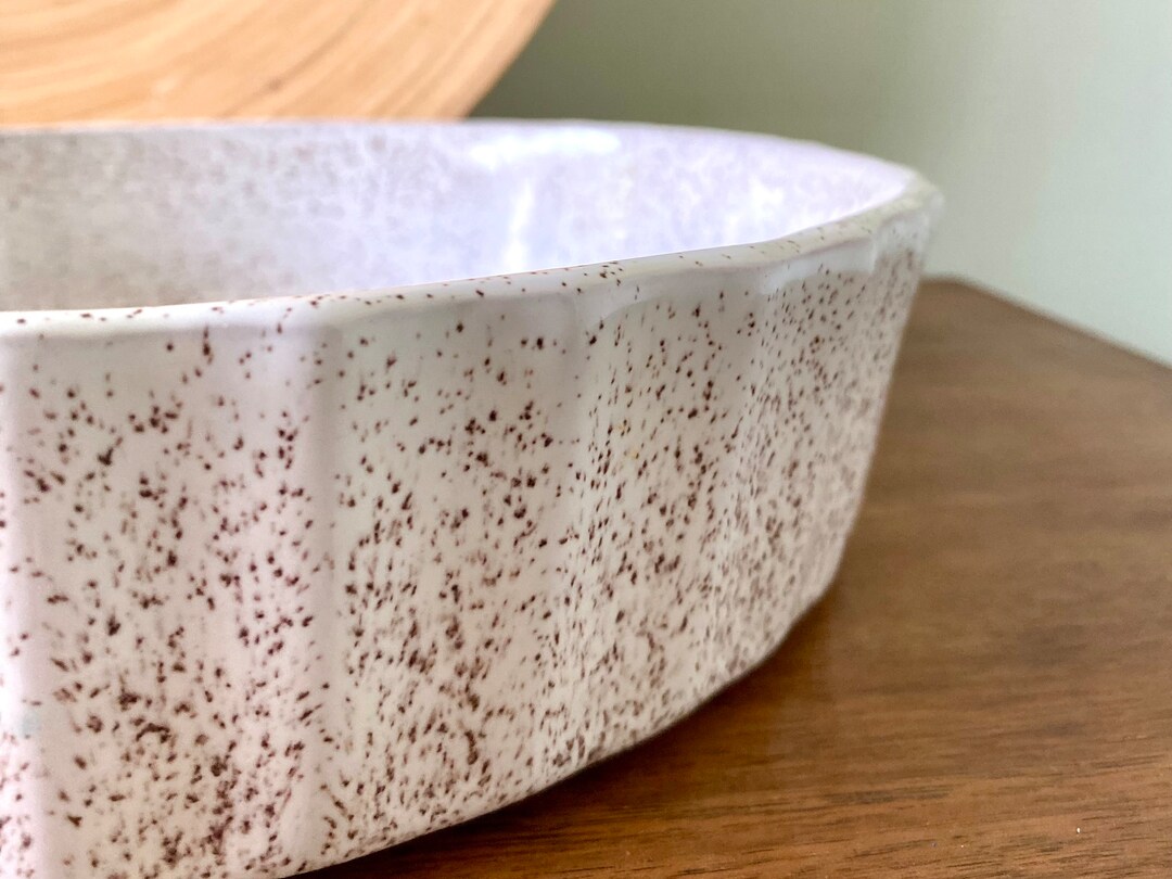 Blue Mountain Pottery Large Cream & Brown Speckled Deep Round Tart Pie ...