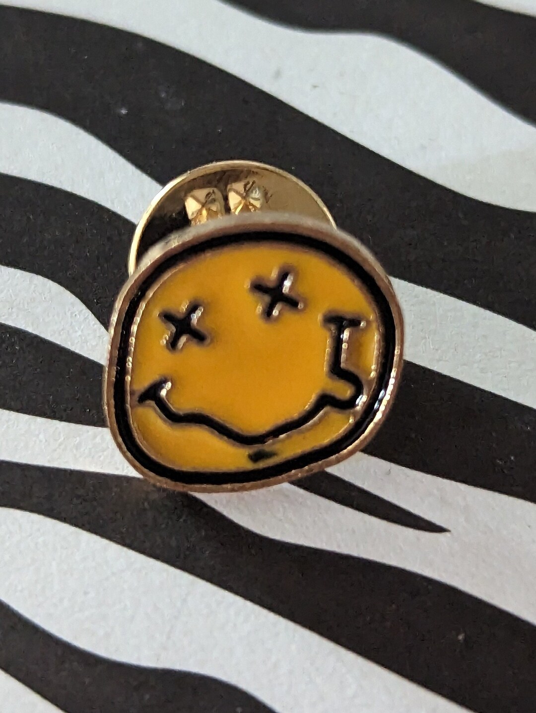 Nirvana Smiley Face Enamel Pin - Etsy