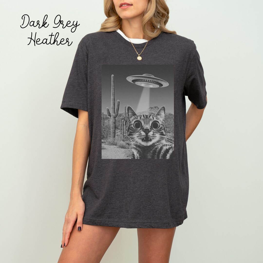 Funny Cat Selfie T-shirt, Alien and Cat Lover Graphic Tee, Funny Cat ...