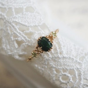 Vintage Green Agate Ring, Oval Cut Moss Green Crystal Statement Ring, Dark Green Gemstone, Gold ...