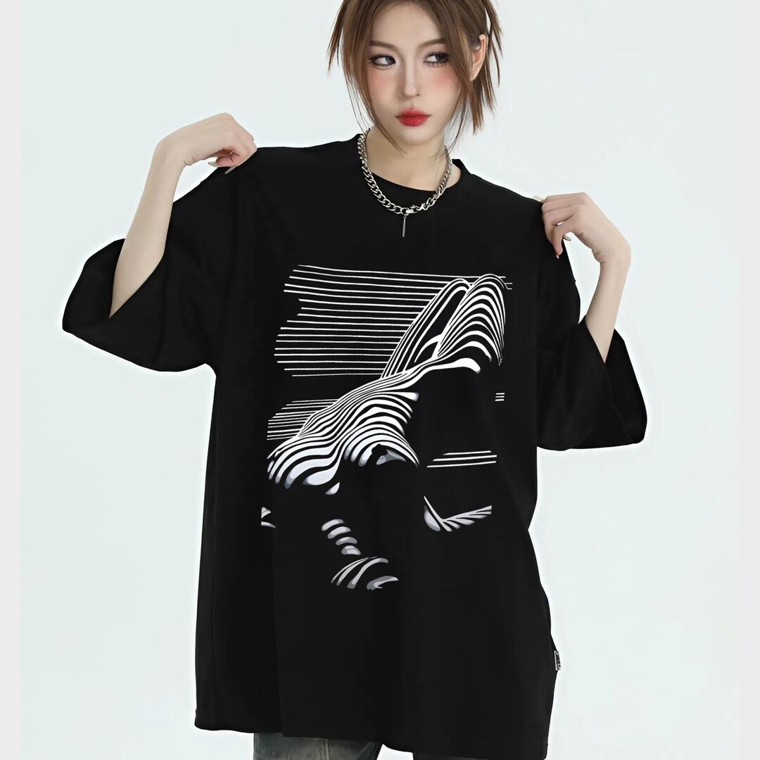 Oversized T Shirt – Aesthetic Vintage Tee, Retro Minimal Artwork Shirt ...