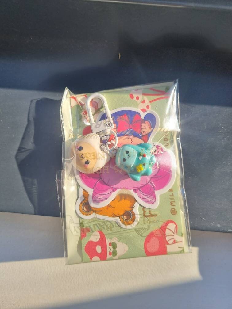 Finn and BMO Keychain - Etsy