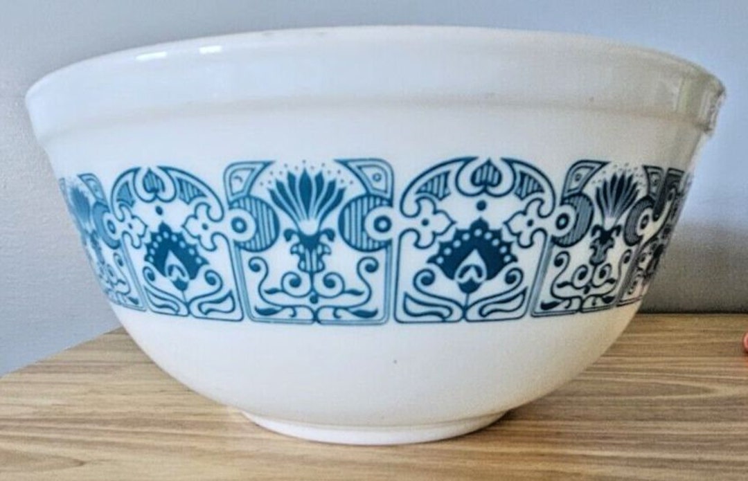 Pyrex #403 - 2.5 QUART Blue Horizon Cinderella Mixing Bowl - Etsy