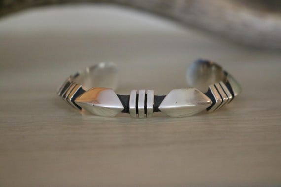 Vintage Jasper Nelson Navajo Sterling Silver Carved G… - Gem