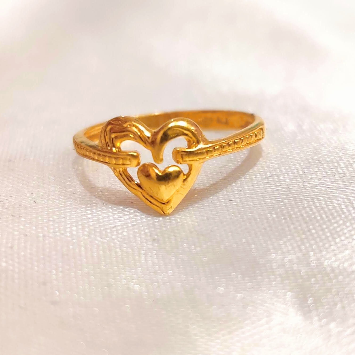 Gold Shine 22K Solid Gold Designer Ring, Minimalist, Dainty, Gift for ...