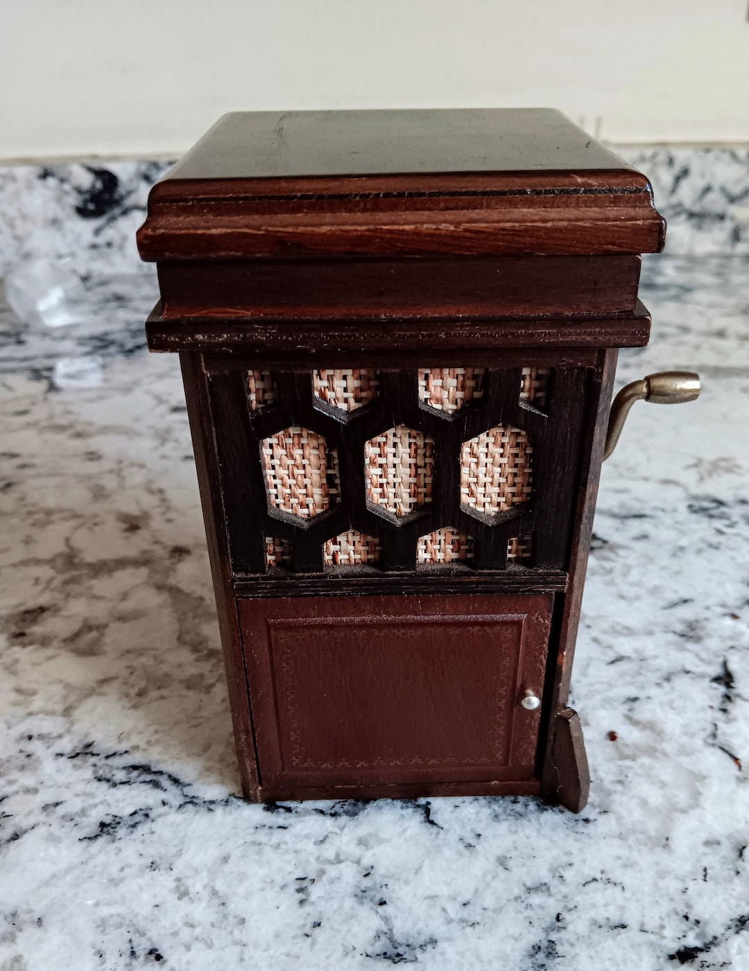 Vintage Victrola Music Box 6 X 3 Wind up Music Boxes Vintage Victrola ...