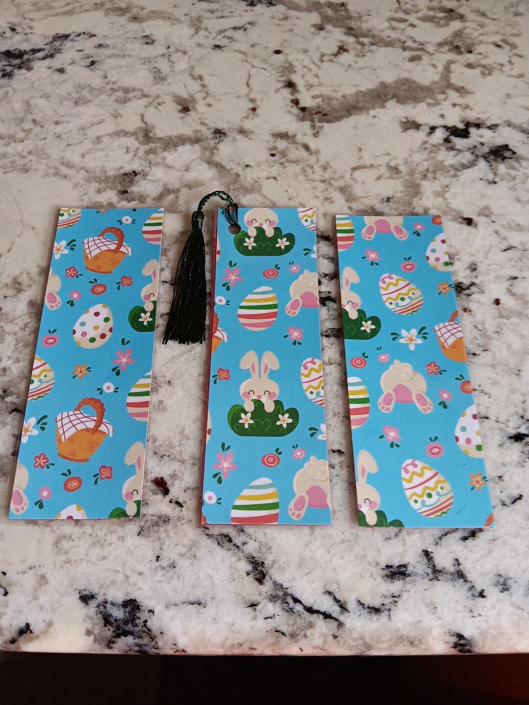 Handmade Easter Bookmarks Easter Eggs Arts and Crafts Books Book ...
