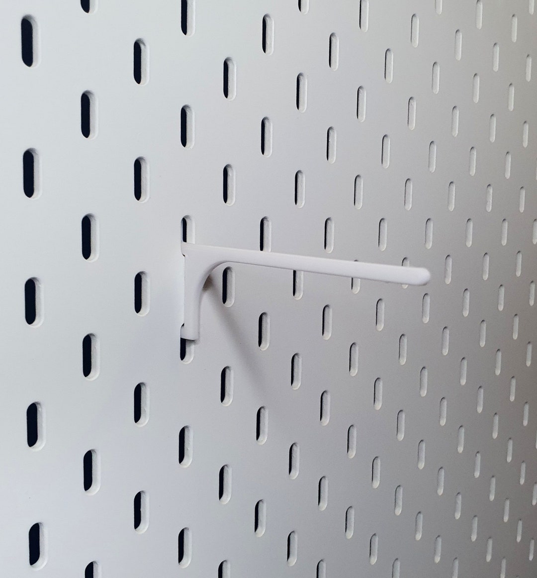 Spool Hook for SKADIS Pegboard | Thread, Yarn, Ribbon Display | Skadis ...