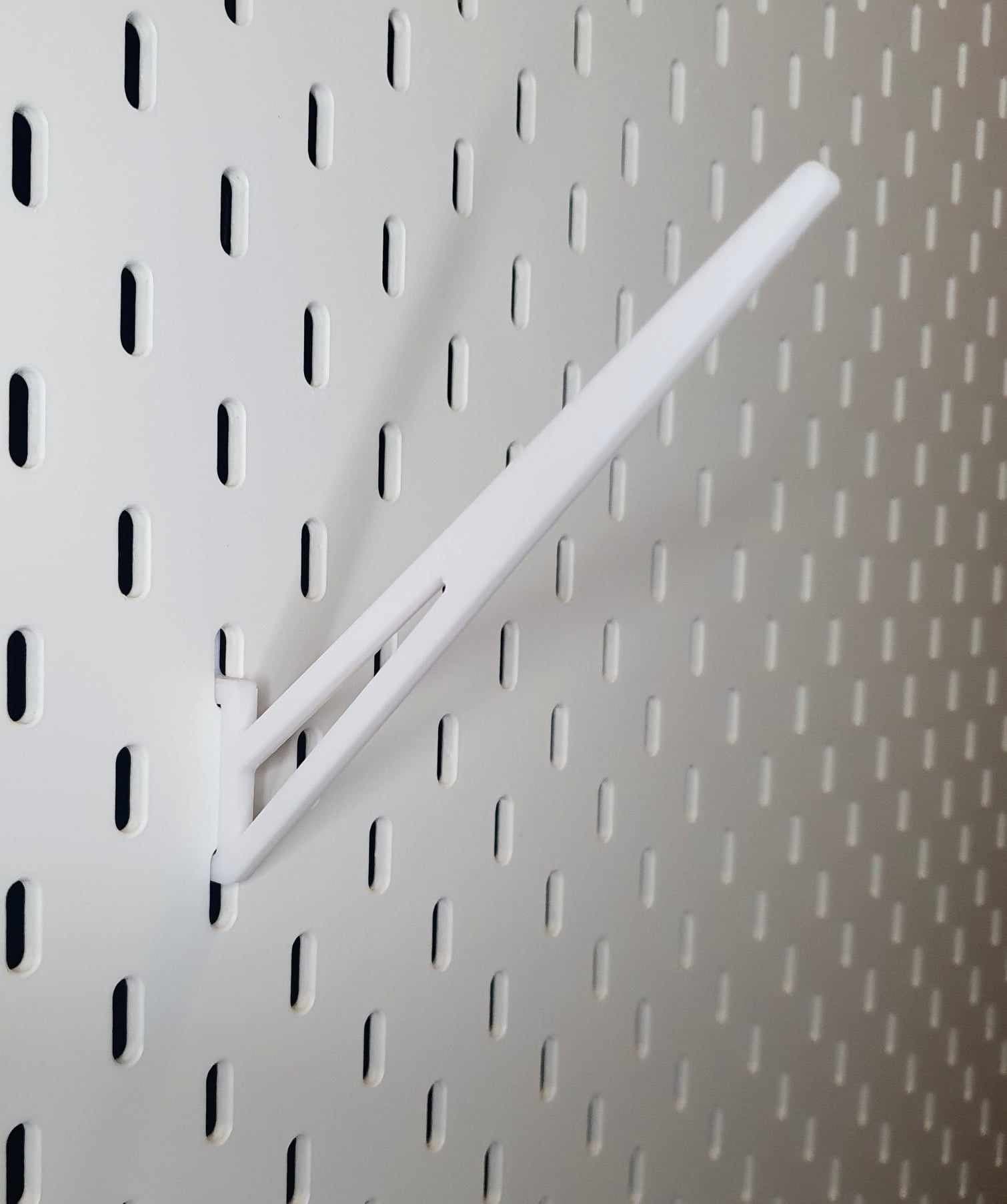 Single Large Overlocker Spools, Spool Hook for SKADIS Pegboard Thread ...