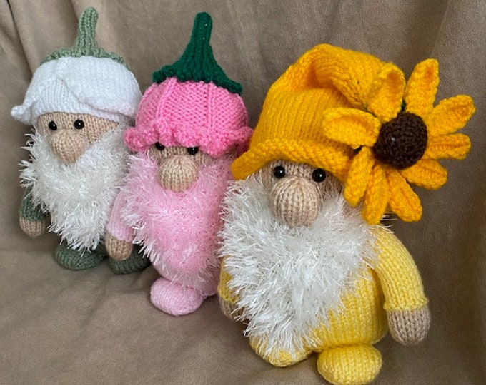 Love Me Love You Gnome Gonks Knitting Pattern - Etsy Canada