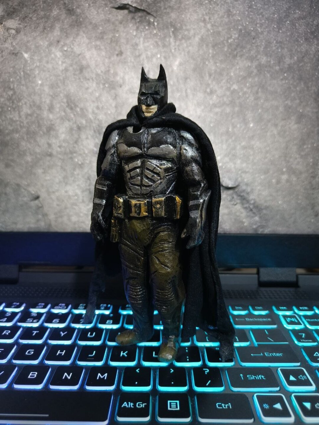 6.5in Wooden Batman Dark Knight Figurine Statue/carving - Etsy