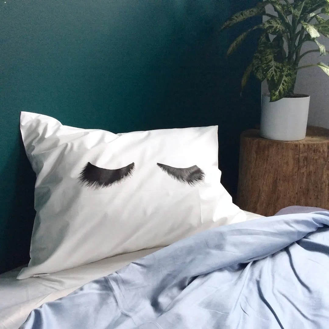 Eyelids Shut Eye Eyelash Pillow Case for Her Girl Girlfriend Bedroom ...
