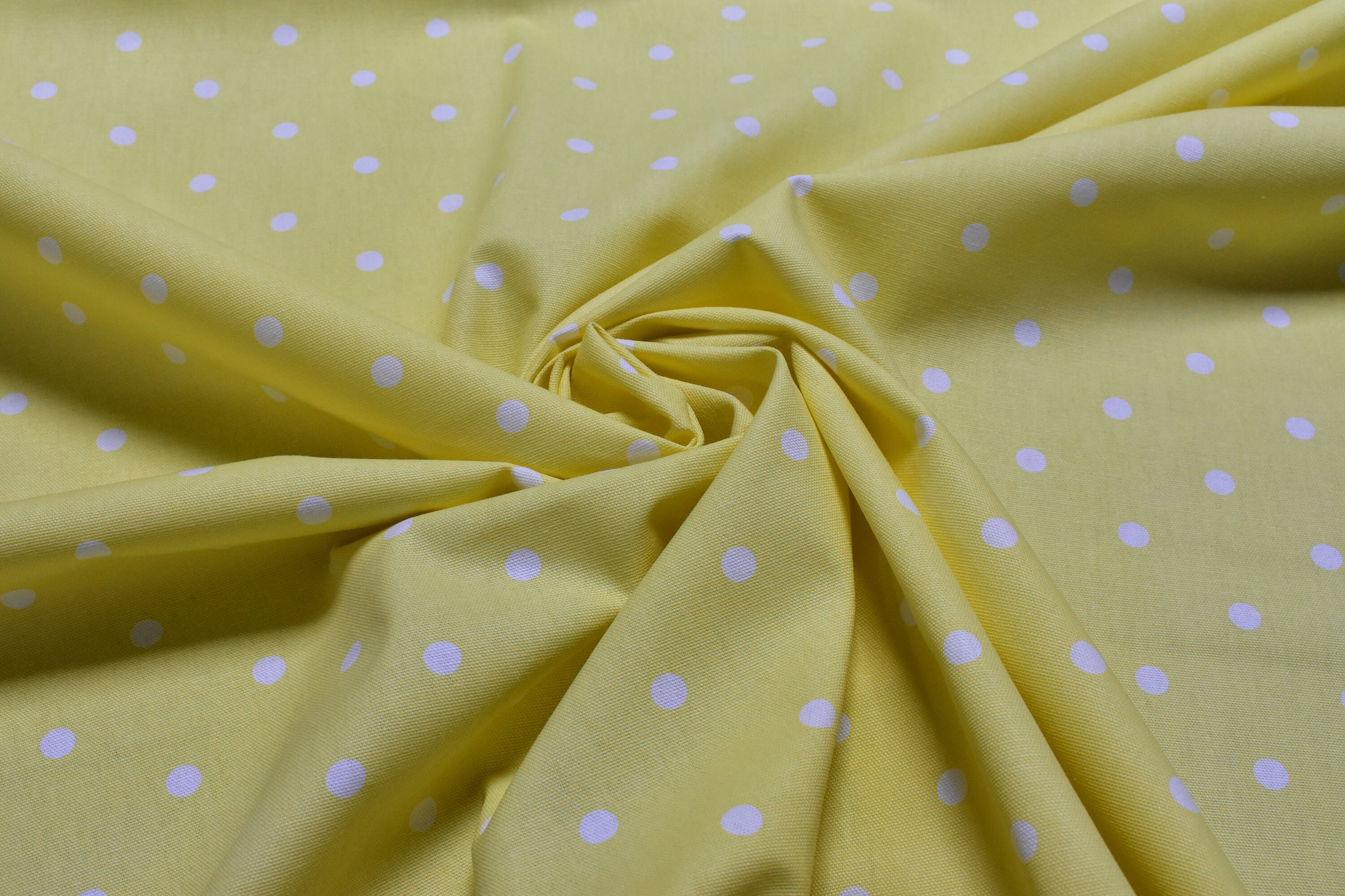 Clarke & Clarke - Dotty - Gelb - Capri - Designerstoff Meterware ...