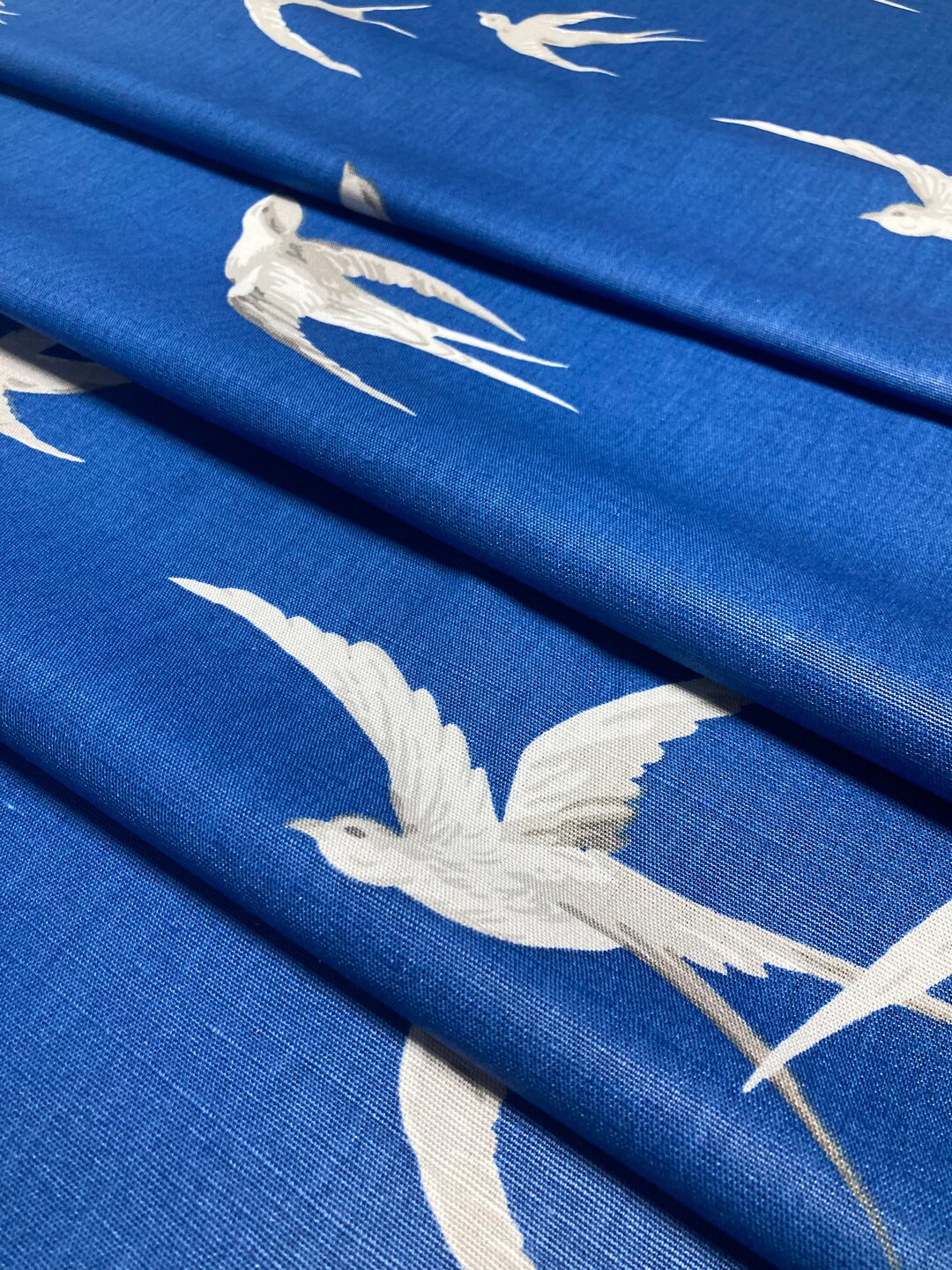 Sanderson - Schwalben - Navy - Designer Stoff pro Meter - Limitierte ...