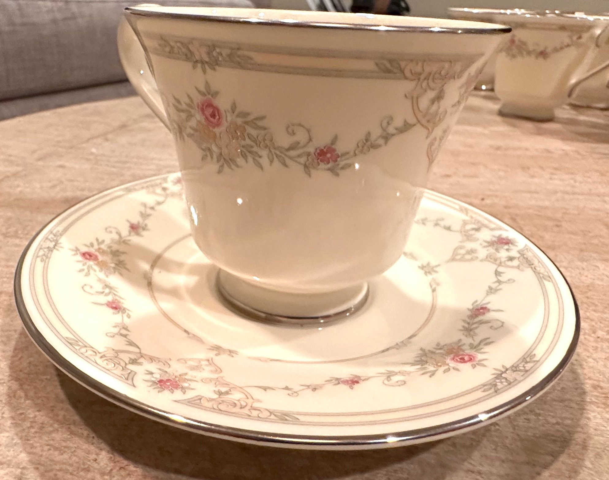 Royal Doulton Tamara - the Romance Collection - Fine Bone China 81 ...