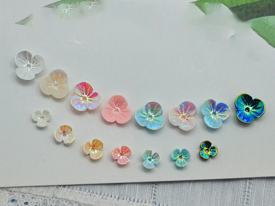 20pcs Flower Beads. AB Color Acrylic Flower Beads. 3 Petal Plastic ...