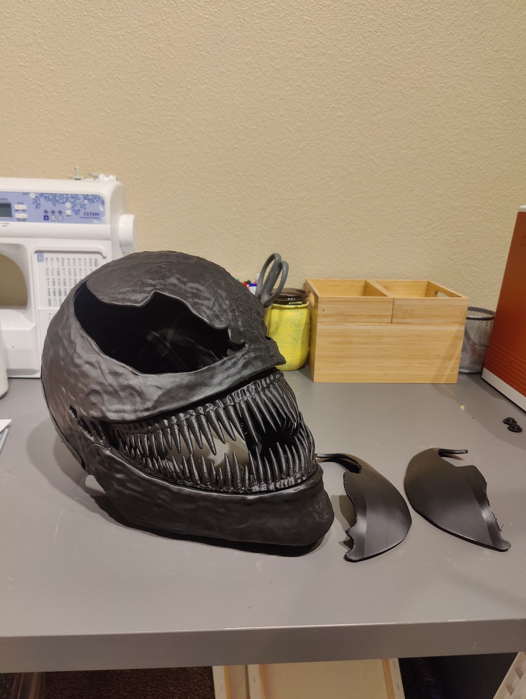 Venom Wearable Mask DIY Kit/painted - Etsy