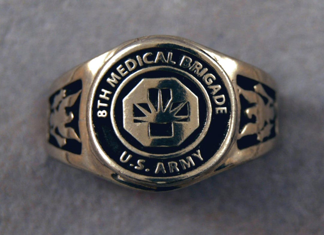 8th Medical Brigade Insignia Ring USAR Signet Unit Ring - Etsy