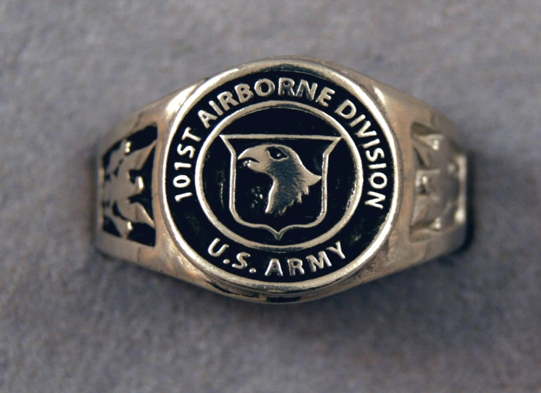 101st Airborne Division Insignia Ring Screaming Eagles Airborne Ring US ...