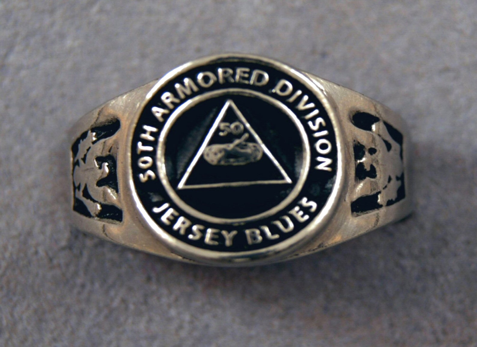 50th Armored Division Insignia Ring Armor Service Ring US Army Jersey ...